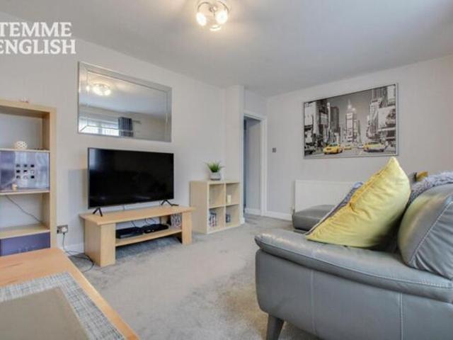 For Sale 1 Bedroom Apartment Basildon Essex DS101675631