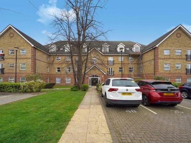 For Sale 1 Bedroom Apartment Barnet Greater London DLS101199949