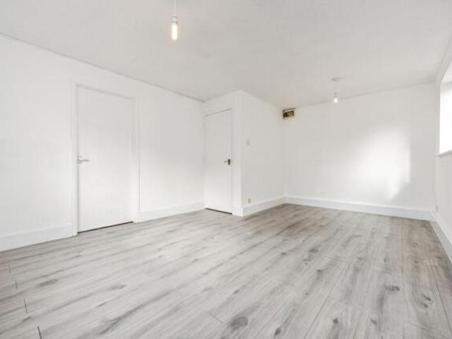 For Sale 1 Bedroom Apartment Bedford Bedford Borough DLS101675129