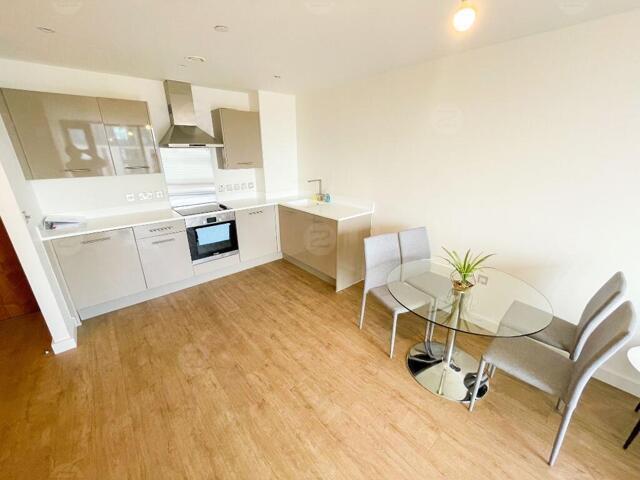 For Sale 1 Bedroom Apartment Birmingham Birmingham DLS100316920