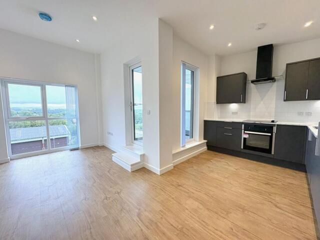 For Sale 1 Bedroom Apartment Bolton Bolton DS101231620