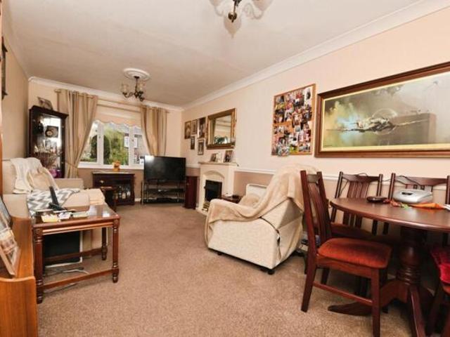 For Sale 1 Bedroom Apartment Brentwood Essex DLS101856160