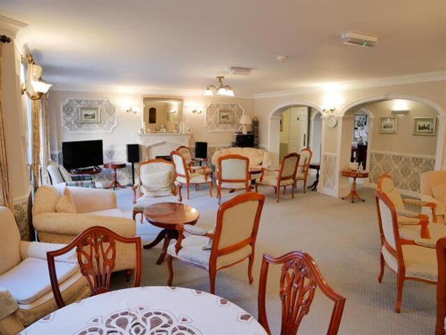 For Sale 1 Bedroom Apartment Calne Wiltshire DLS88950647