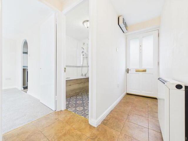 For Sale 1 Bedroom Apartment Calne Wiltshire DLS101060098