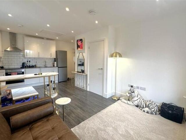 For Sale 1 Bedroom Apartment Camberley Surrey DLS98718524