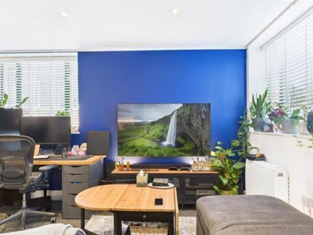 For Sale 1 Bedroom Apartment Camberley Surrey DS98477188