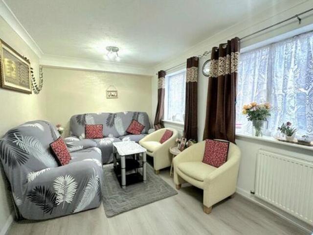 For Sale 1 Bedroom Apartment Camberley Surrey DS100733748
