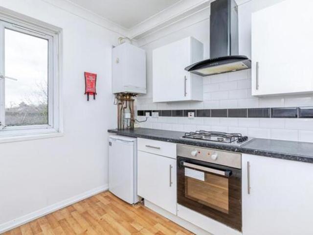 For Sale 1 Bedroom Apartment Chatham Medway DS101675387