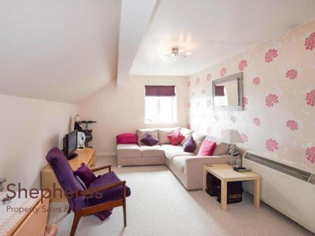 For Sale 1 Bedroom Apartment Cheshunt Great London DS101168268