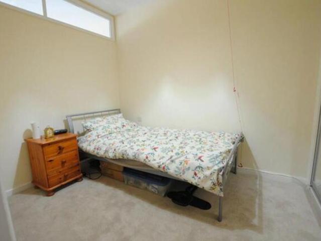For Sale 1 Bedroom Apartment Coulsdon Greater London DS99773826