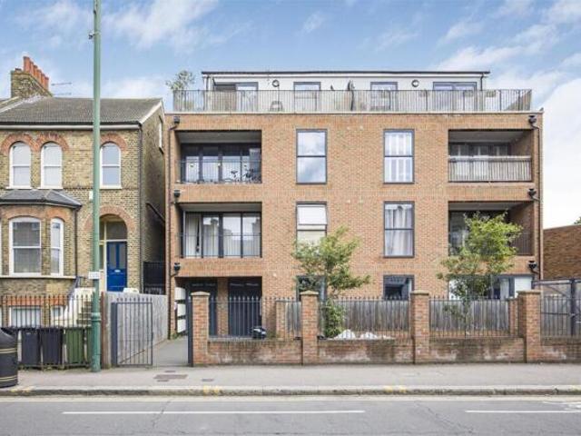 For Sale 1 Bedroom Apartment Epping Forest Great London DS100058327