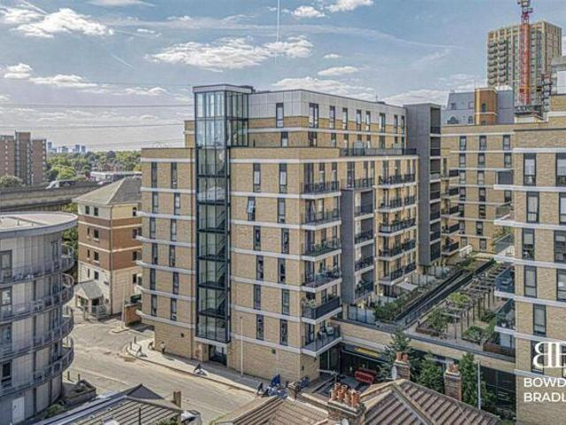 For Sale 1 Bedroom Apartment Epping Forest Greater London DLS100953487
