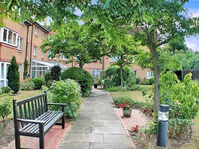 For Sale 1 Bedroom Apartment Epping Forest Greater London DS100953607