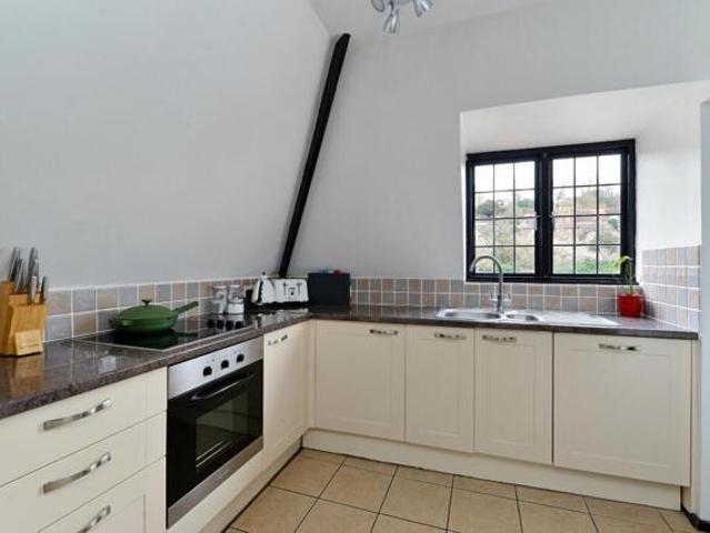 For Sale 1 Bedroom Apartment Godalming Surrey DLS101678896