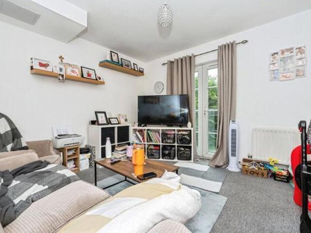 For Sale 1 Bedroom Apartment Greenhithe Kent DS101996273
