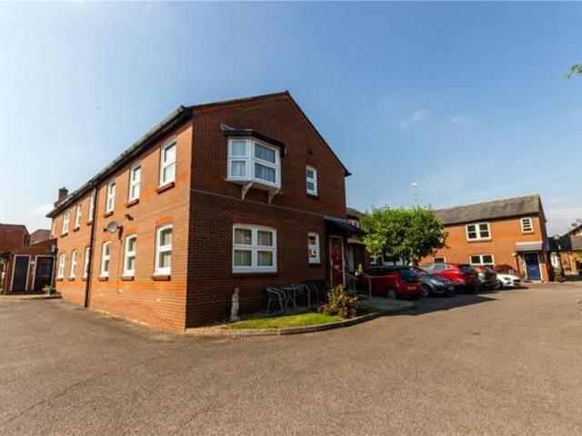 For Sale 1 Bedroom Apartment Harpenden Hertfordshire DLS101678350