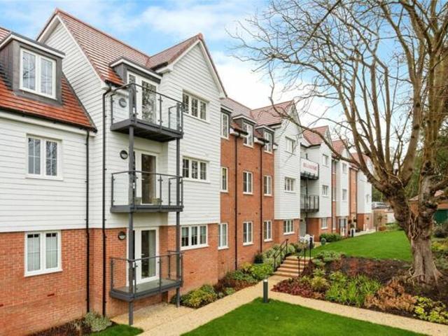For Sale 1 Bedroom Apartment Hawkhurst Kent DS100456361