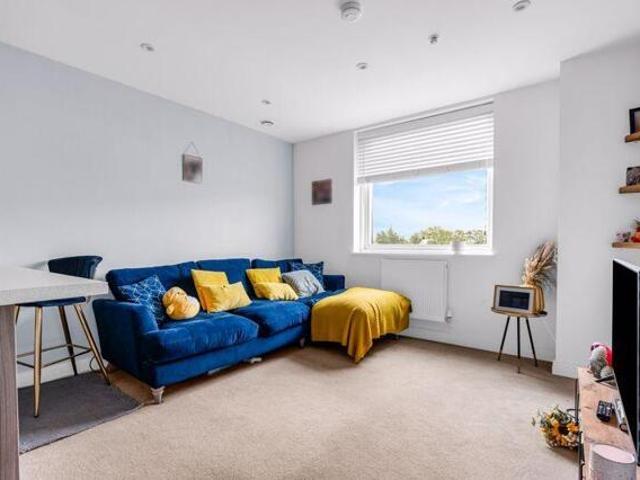 For Sale 1 Bedroom Apartment Hatfield Hertfordshire DS101892263