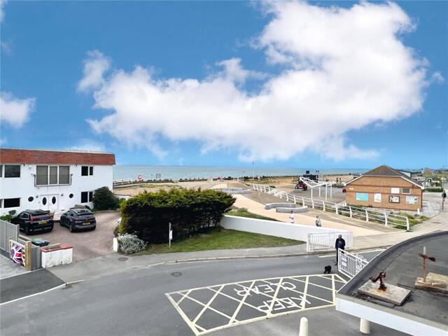 For Sale 1 Bedroom Apartment Hayling Island Hampshire DLS98687640