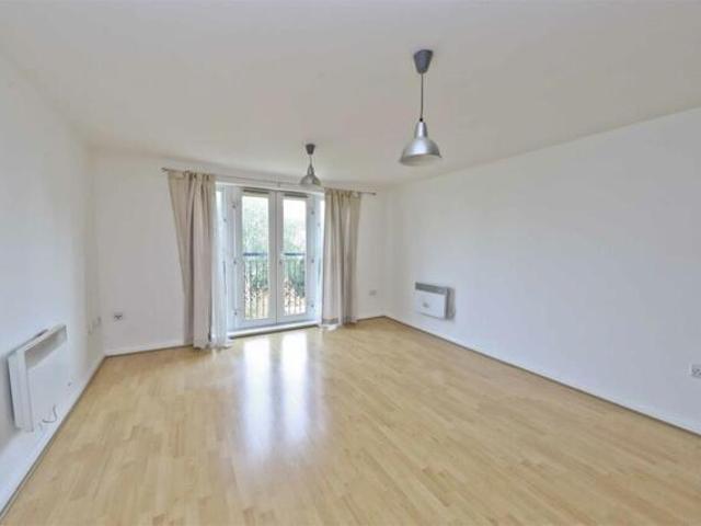 For Sale 1 Bedroom Apartment Hillingdon Greater London DS99437050