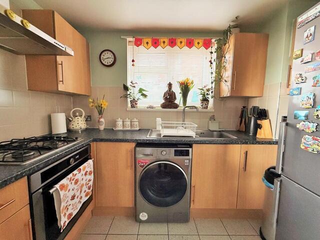 For Sale 1 Bedroom Apartment Hove Brighton And Hove DS101797019