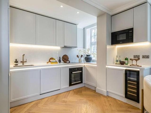 For Sale 1 Bedroom Apartment Kenley Surrey DS101379037
