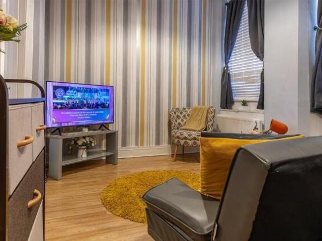 For Sale 1 Bedroom Apartment Kettering Northamptonshire DS98477130