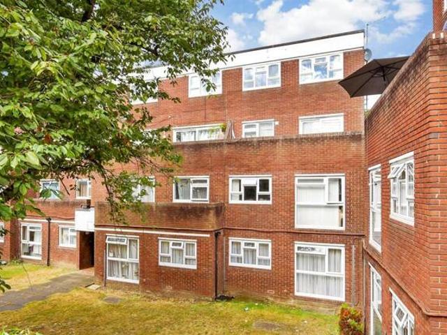 For Sale 1 Bedroom Apartment Leatherhead Surrey DLS98800770
