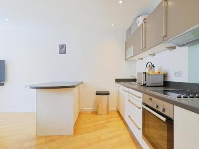 For Sale 1 Bedroom Apartment Leeds Leeds DLS101316377