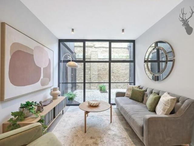 For Sale 1 Bedroom Apartment Londres Great London DS100057754