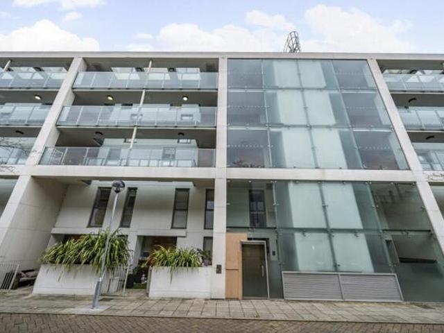For Sale 1 Bedroom Apartment Londres Greater London DLS99608210