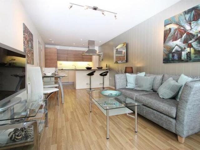 For Sale 1 Bedroom Apartment Londres Greater London DS98118636