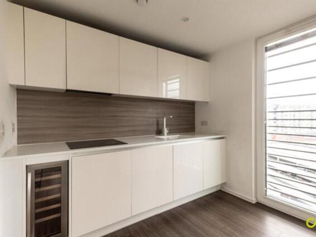 For Sale 1 Bedroom Apartment Londres Greater London DS98800922