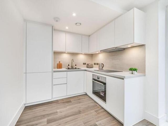 For Sale 1 Bedroom Apartment Londres Greater London DS99381040