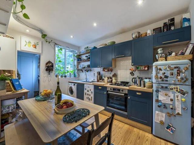For Sale 1 Bedroom Apartment Londres Greater London DS100426237