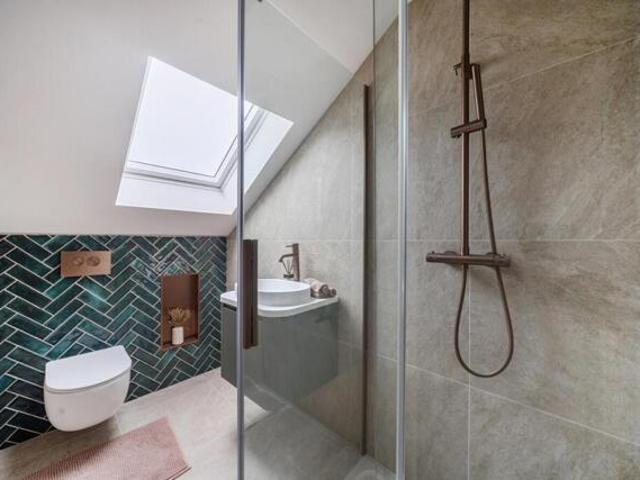 For Sale 1 Bedroom Apartment Londres Greater London DS100786751