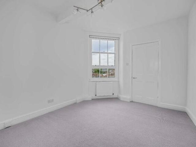For Sale 1 Bedroom Apartment Londres Greater London DS100023866