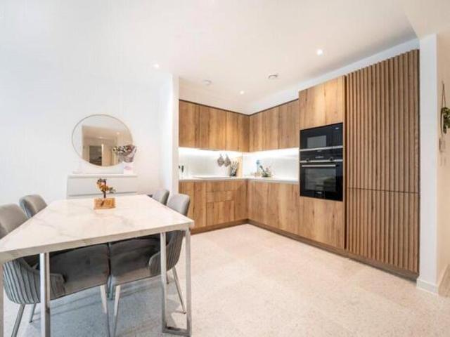 For Sale 1 Bedroom Apartment Londres Greater London DS101931794