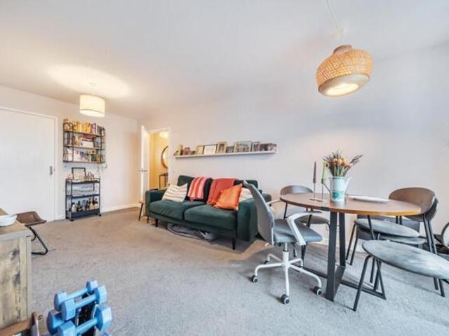 For Sale 1 Bedroom Apartment Londres Greater London DS101168421