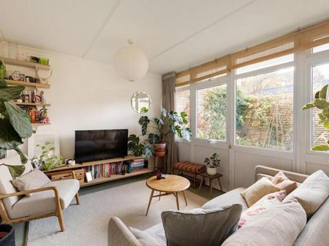 For Sale 1 Bedroom Apartment Londres Greater London DS101200194
