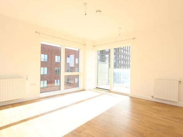 For Sale 1 Bedroom Apartment Londres Greater London DS101278038