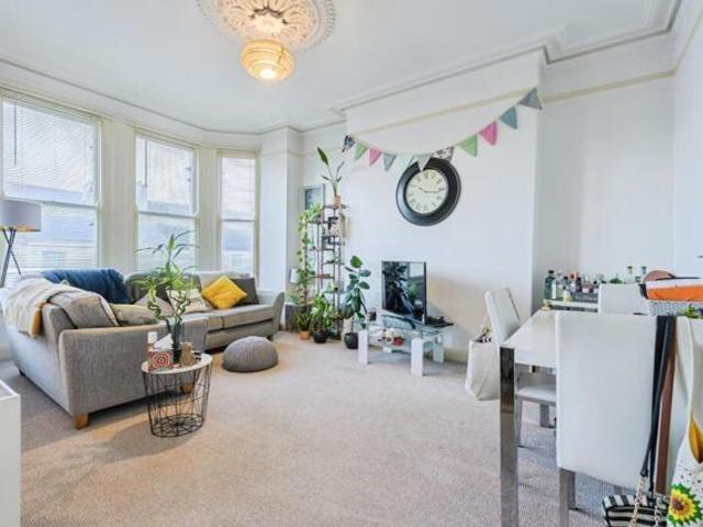 For Sale 1 Bedroom Apartment Plymouth Plymouth DS98612147