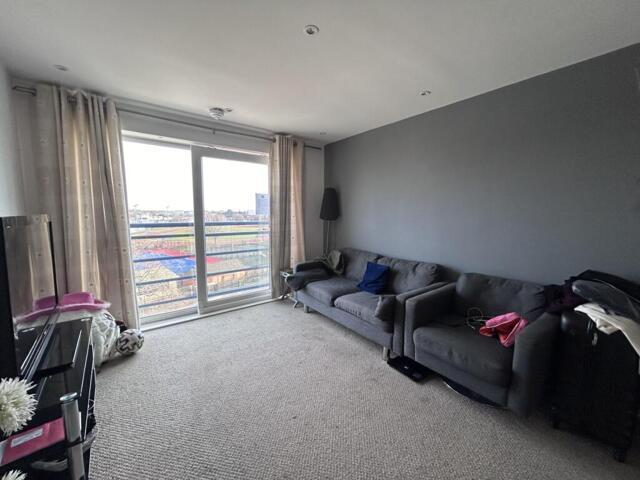 For Sale 1 Bedroom Apartment Portsmouth Portsmouth DLS101675071