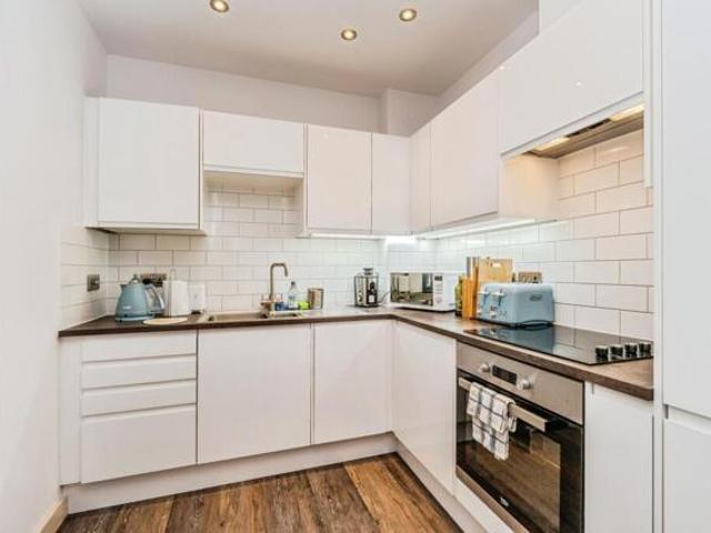 For Sale 1 Bedroom Apartment Poynton Cheshire East DLS98649008