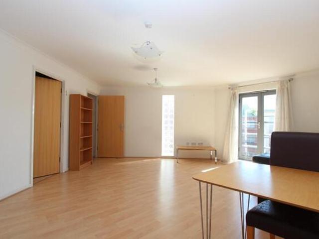 For Sale 1 Bedroom Apartment Reading Reading DLS101677191