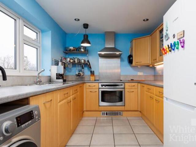 For Sale 1 Bedroom Apartment Reading Reading DS101675611