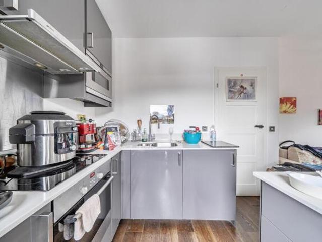 For Sale 1 Bedroom Apartment Richmond Upon Thames Greater London DS99436698