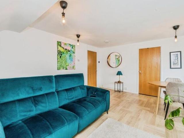 For Sale 1 Bedroom Apartment Stockport Stockport DLS99839974