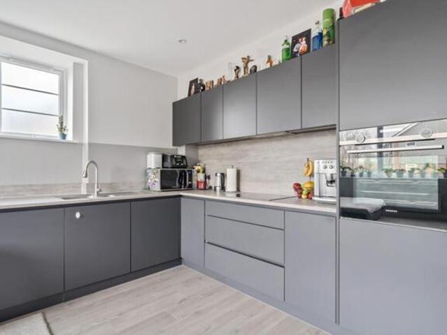 For Sale 1 Bedroom Apartment Sunbury Surrey DS98648988
