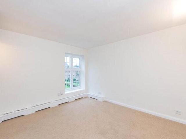 For Sale 1 Bedroom Apartment Surbiton Greater London DLS100648865